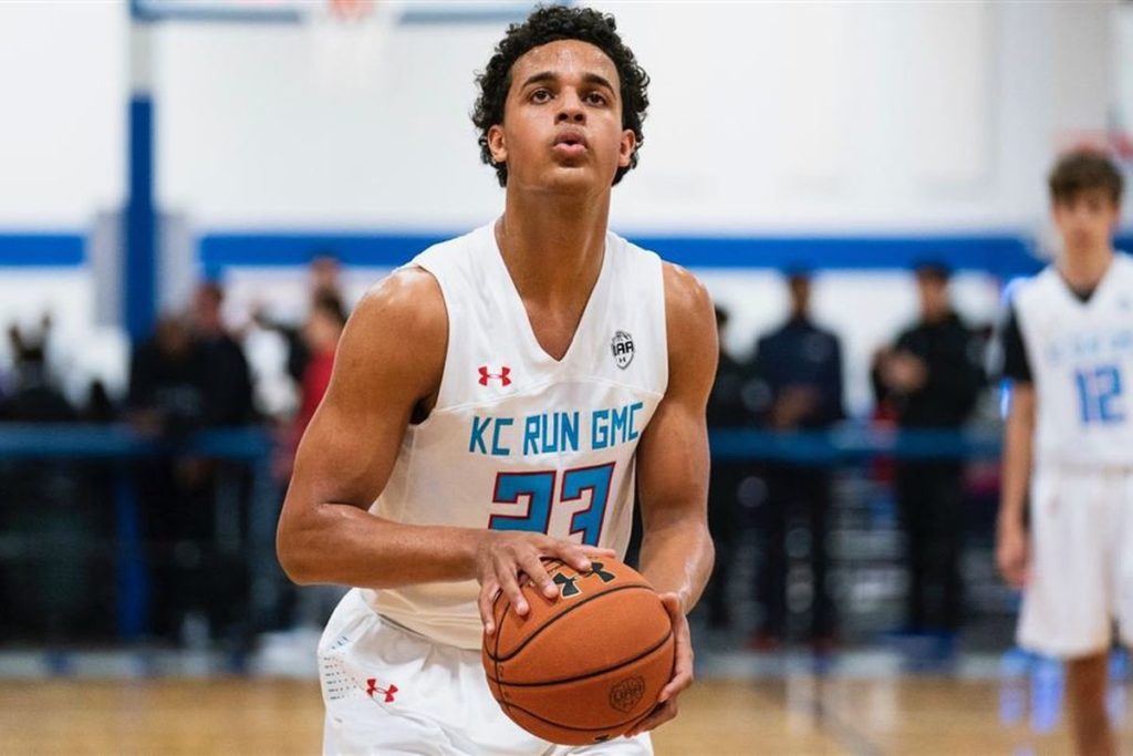 5-Star Forward Jeremiah Robinson-Earl Commits to Villanova | Def Pen