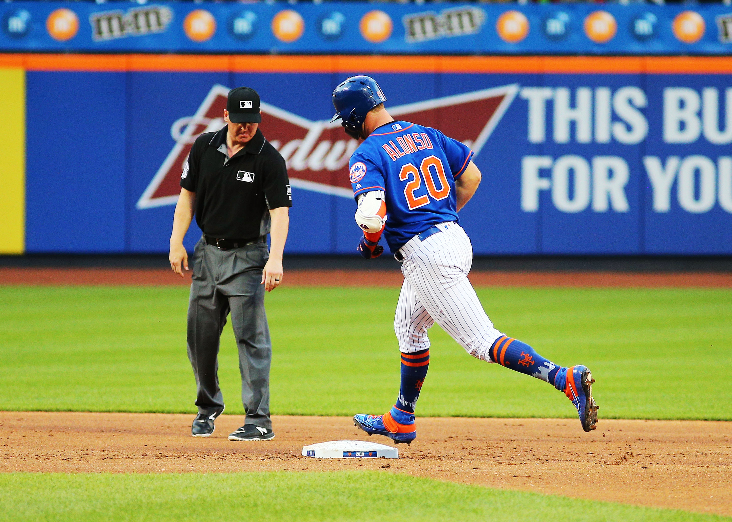A Star In The Making: New York Mets First Baseman Pete Alonso | Def Pen