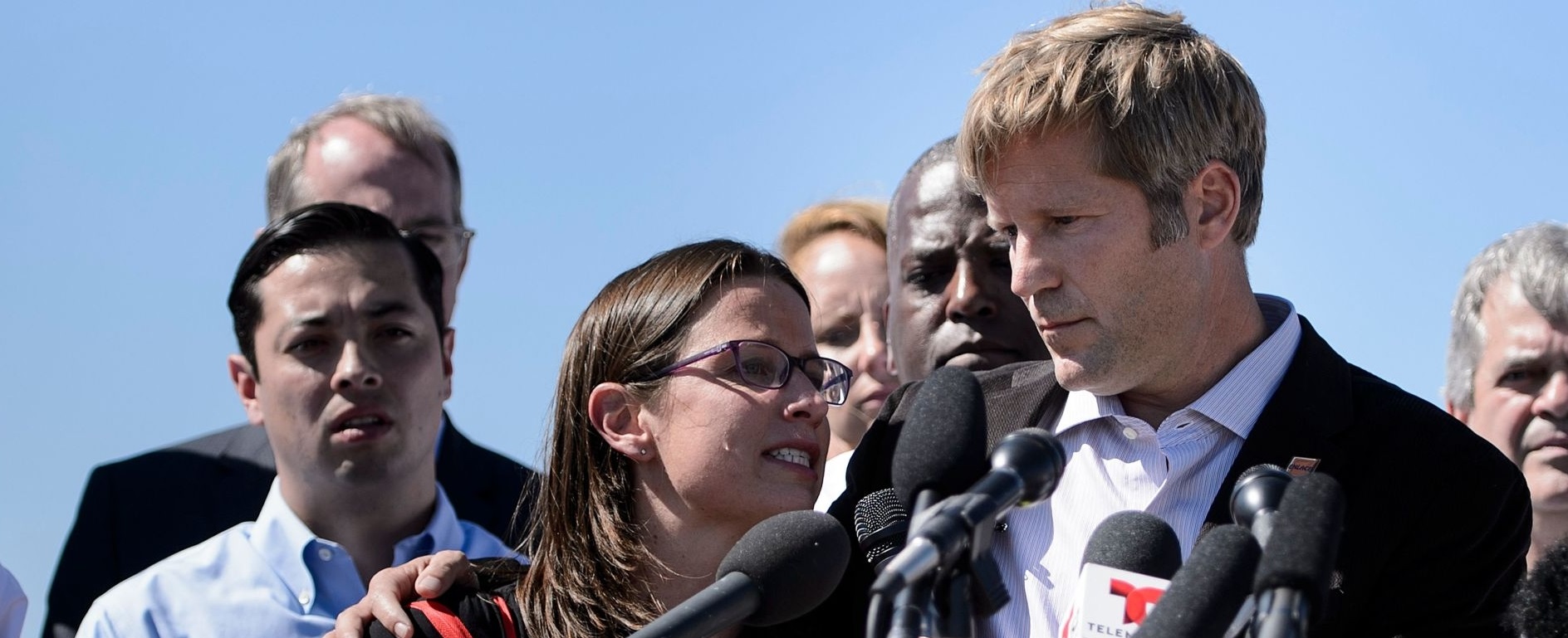 Albuquerque Mayor Tim Keller Unveils Plan To Use Social Workers To ...