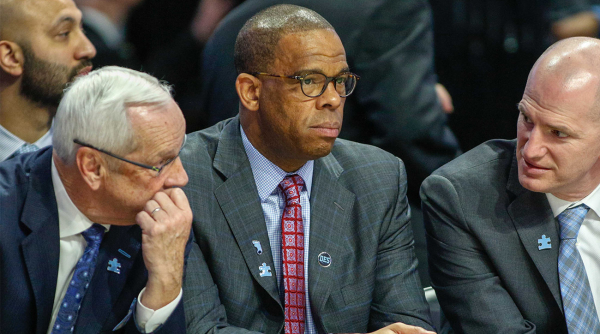 Hubert Davis to be Named Head Coach at North Carolina | Def Pen
