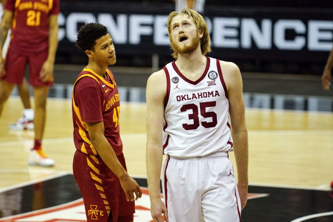 Brady Manek Transferring to North Carolina Tar Heels | Def Pen