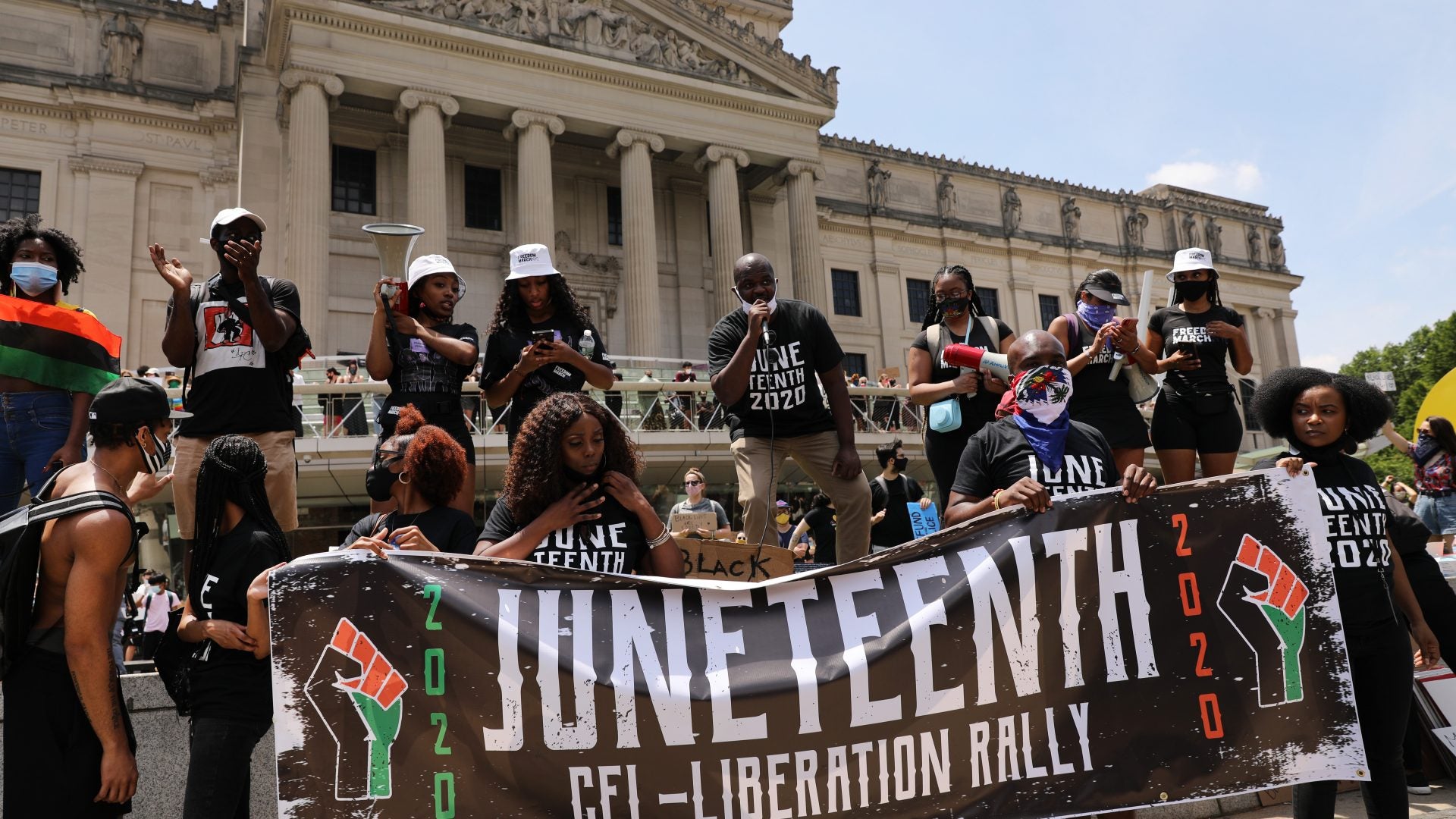 Senate Unanimously Passes Bill To Make Juneteenth A National Holiday ...