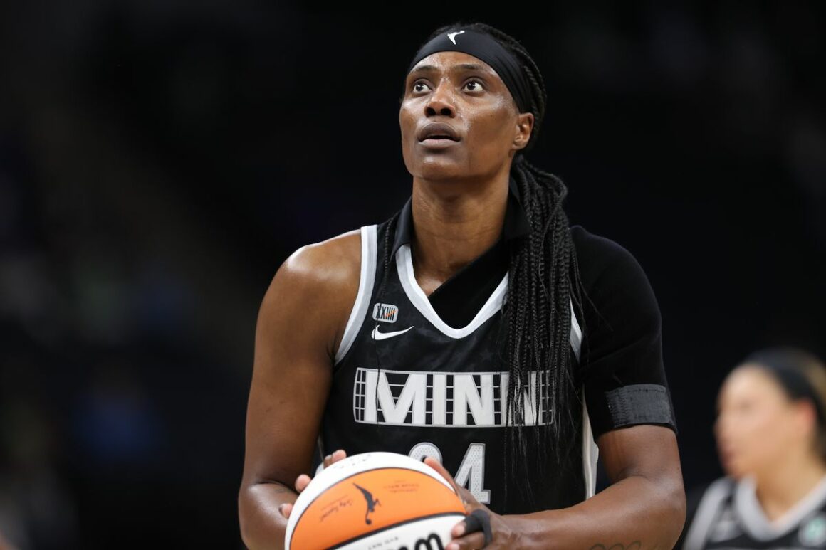 Sylvia Fowles Return to Lynx For a Final Season | Def Pen