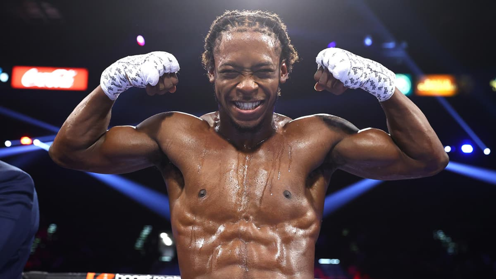 Davis Earns Unanimous Decision Victory Against Burgos | Def Pen