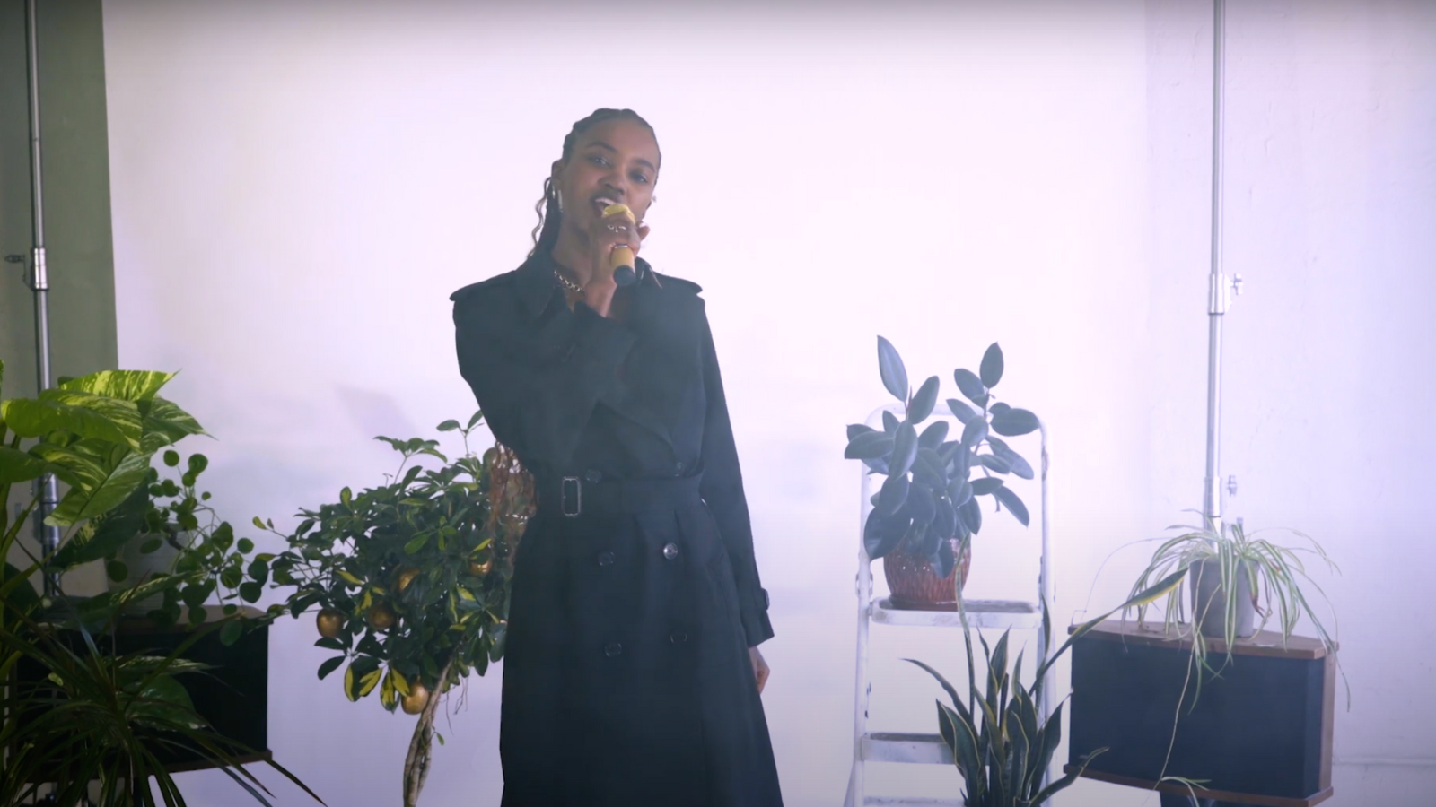 LEMMONS Shares Live Performance Of 'Taurus & Orion' | Def Pen