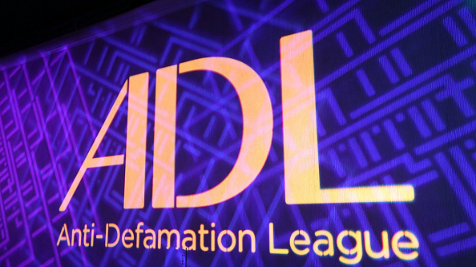 ADL Records 38% Rise In White Supremacist Propaganda | Def Pen