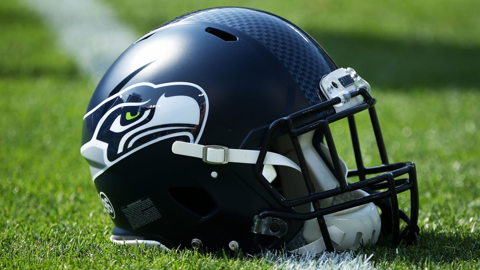 Seahawks Helps Seattle Students Tour HBCUs | Def Pen