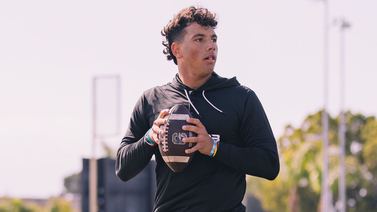 Dylan Raiola Commits to Georgia Bulldogs | Def Pen