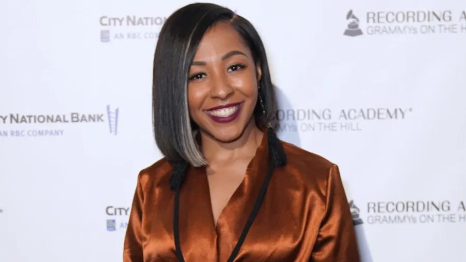 White House Promotes Erica P. Loewe To Senior Communications Role | Def Pen