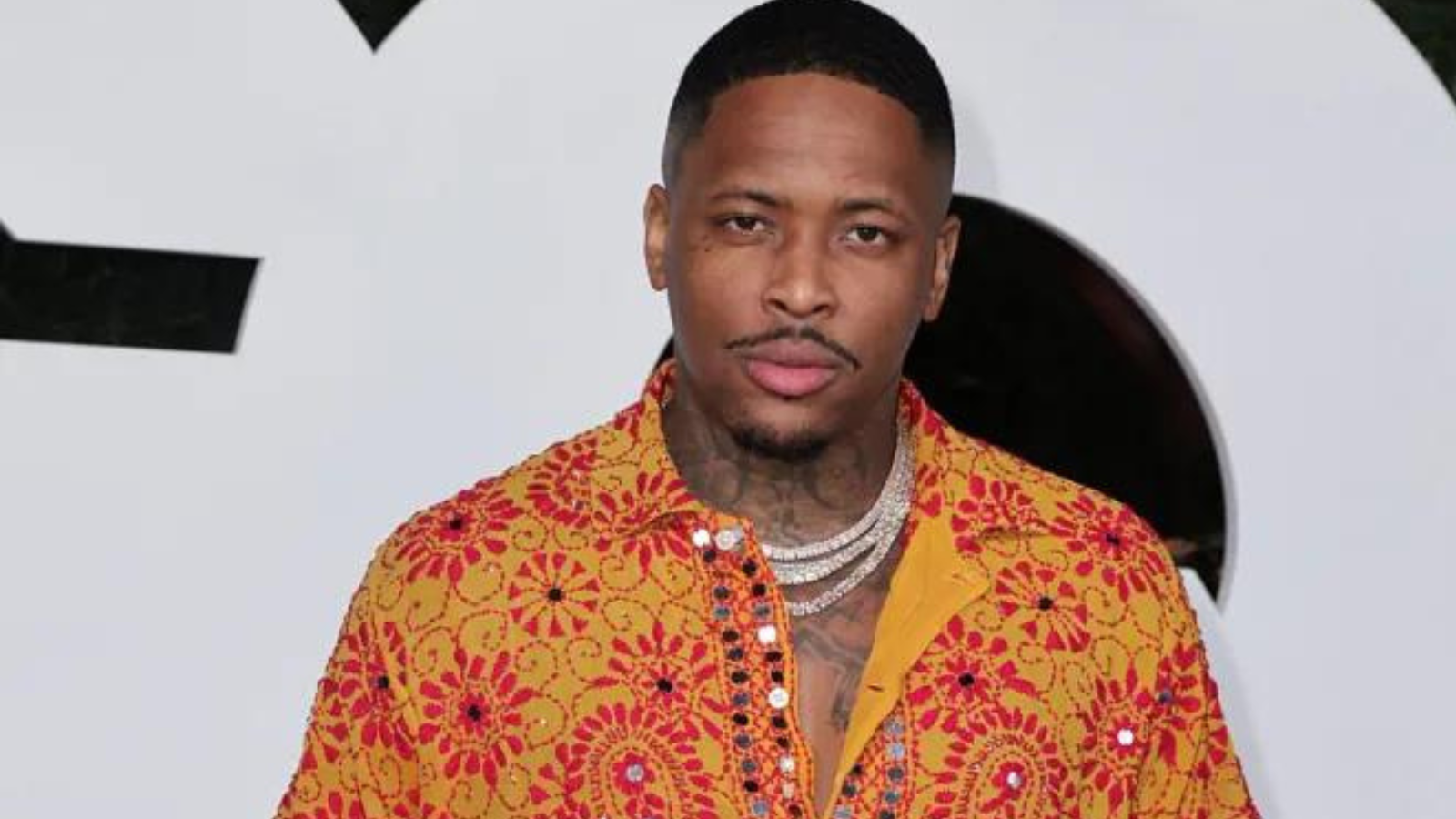 YG Shoots Down Rumors He Took Shots At Drake On 'Weird' | Def Pen