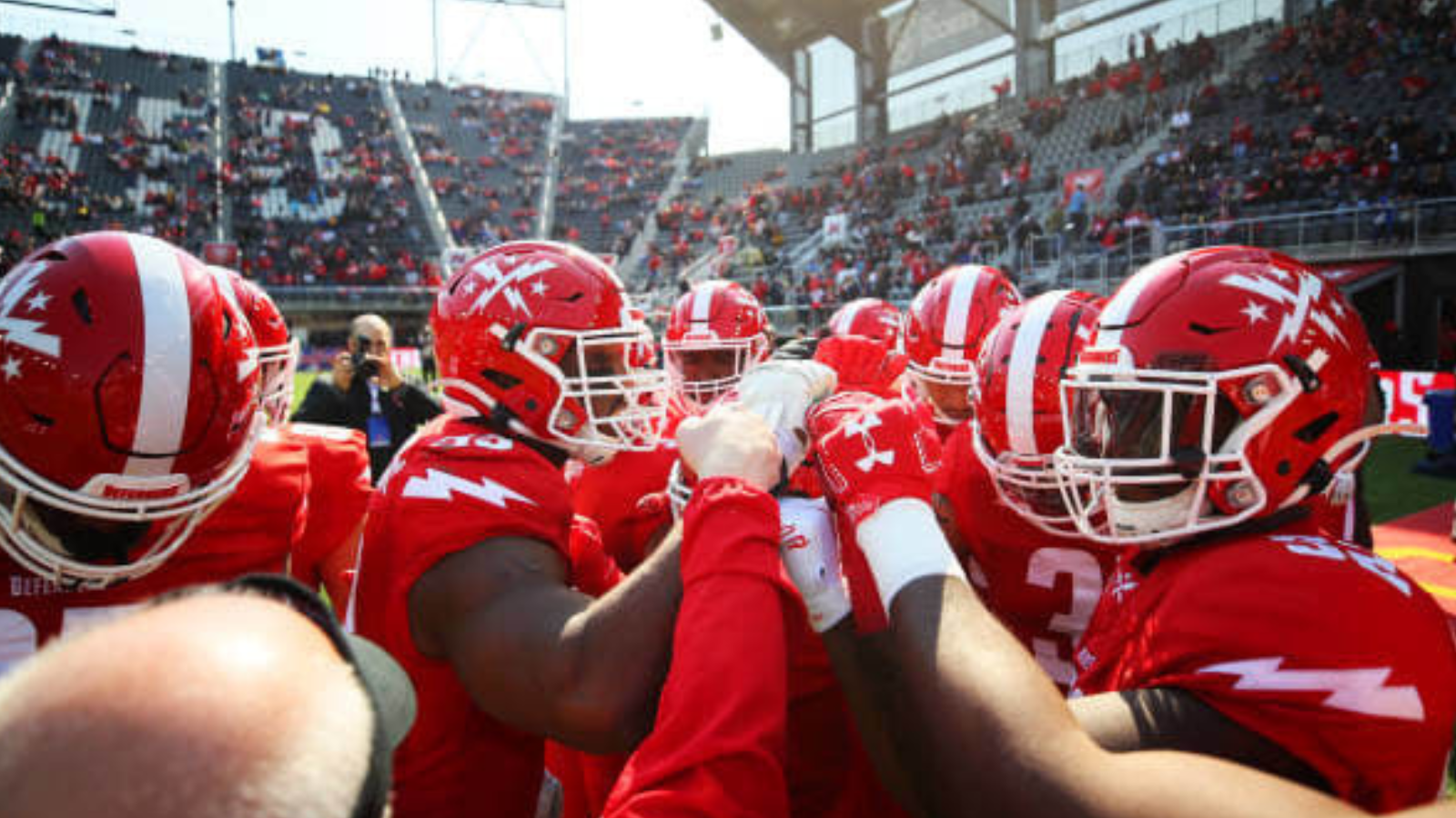How To Watch: Defenders v. Roughnecks (Week 2 — UFL) | Def Pen