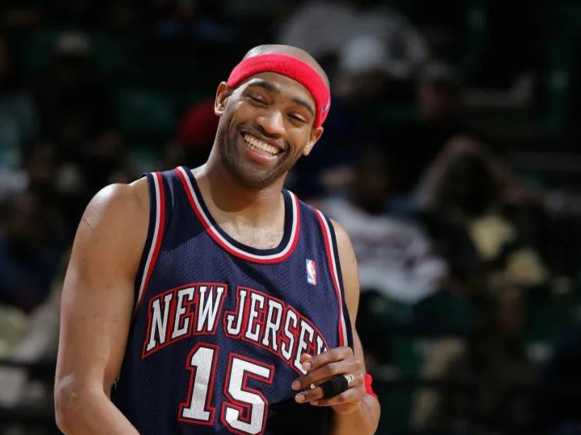 Derrick Rose on First Time Meeting Allen Iverson: "That Was Hood Love"