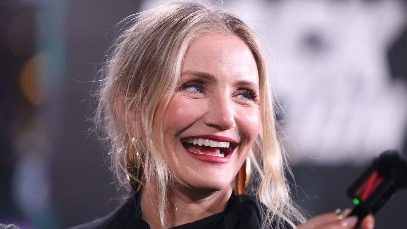 Cameron Diaz Jokes About Reprising Her Role In 'The Mask' | Def Pen
