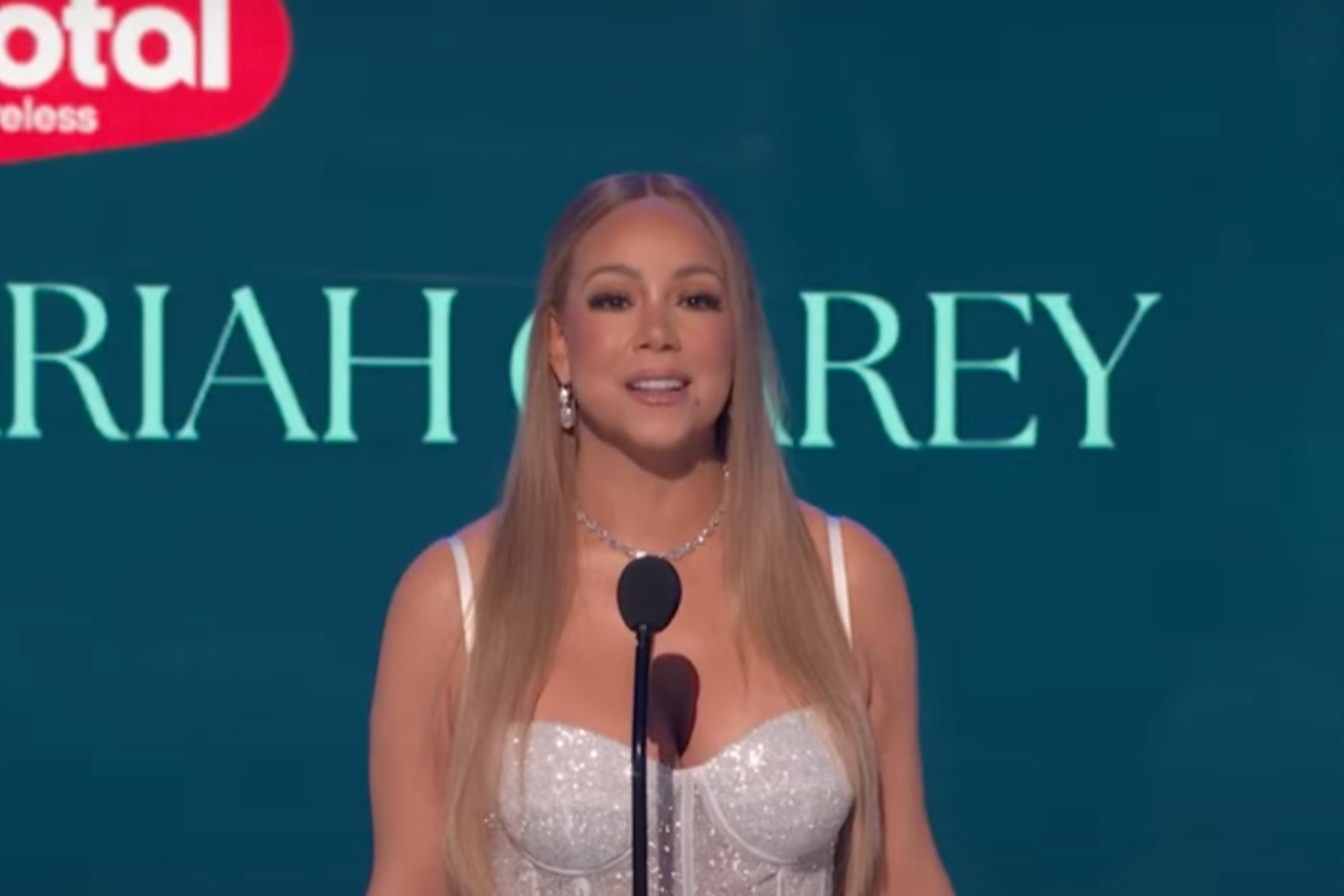BET Presents The Ultimate Icon Award To Mariah Carey | Def Pen